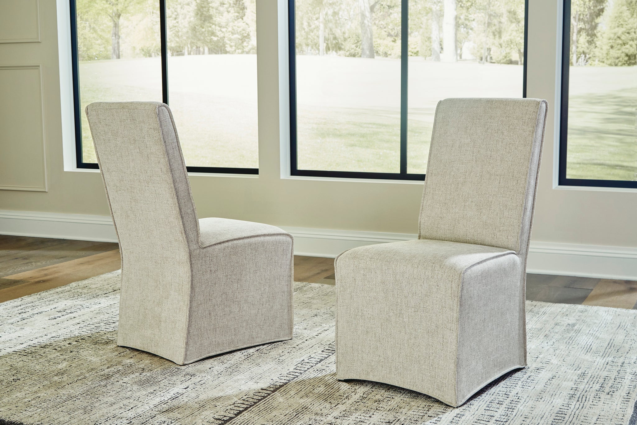Londer Dining Collection – Jess at Ashley Middletown